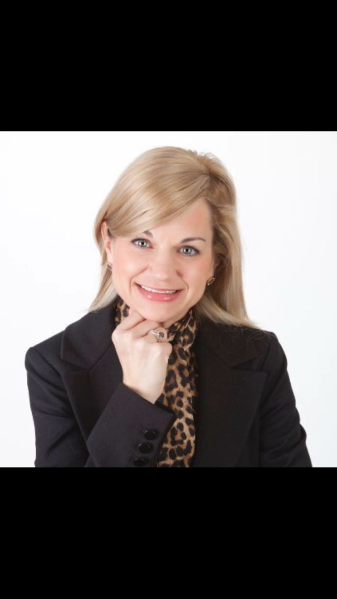 Hannah Strong – Trumpettes USA, Inc.