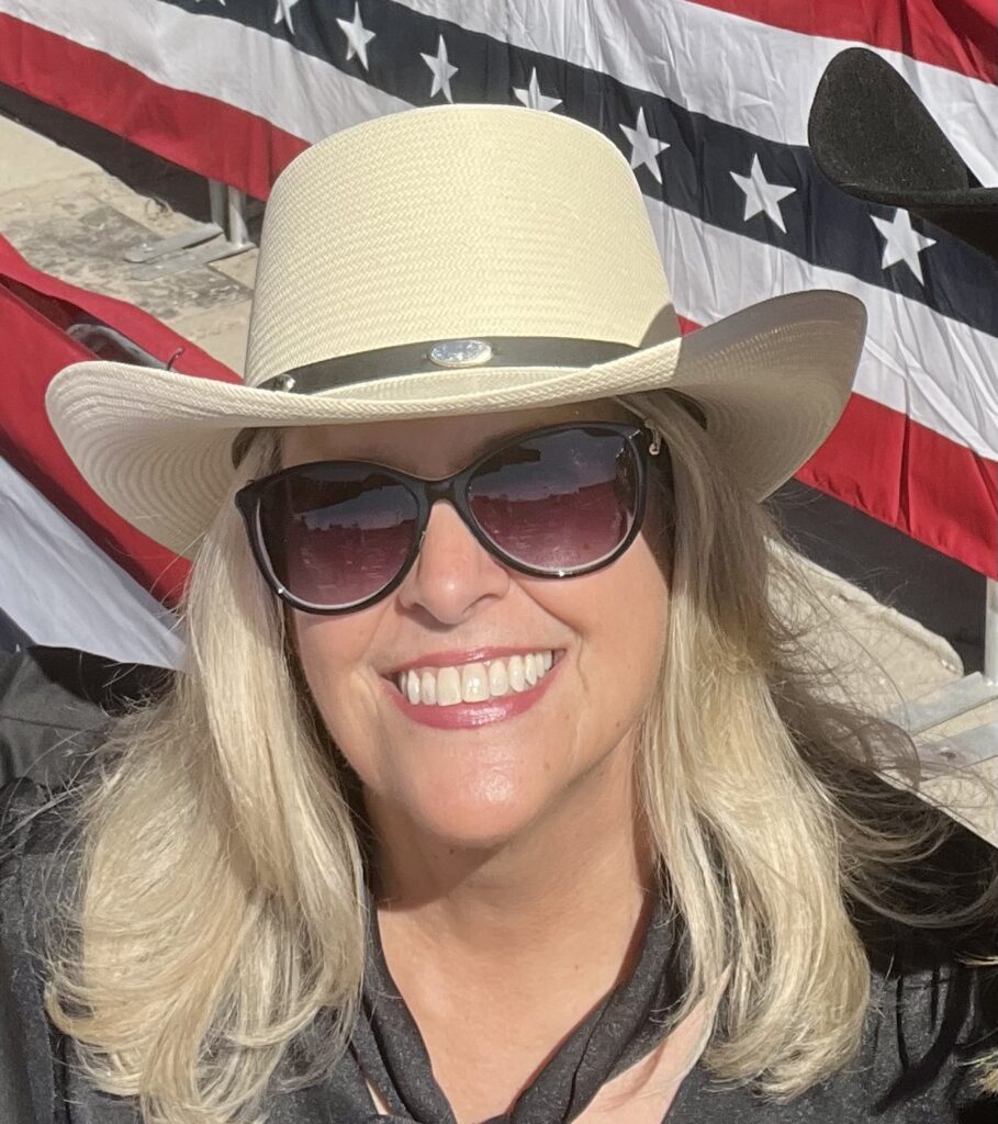 Stephanie Holderfield – Trumpettes USA, Inc.